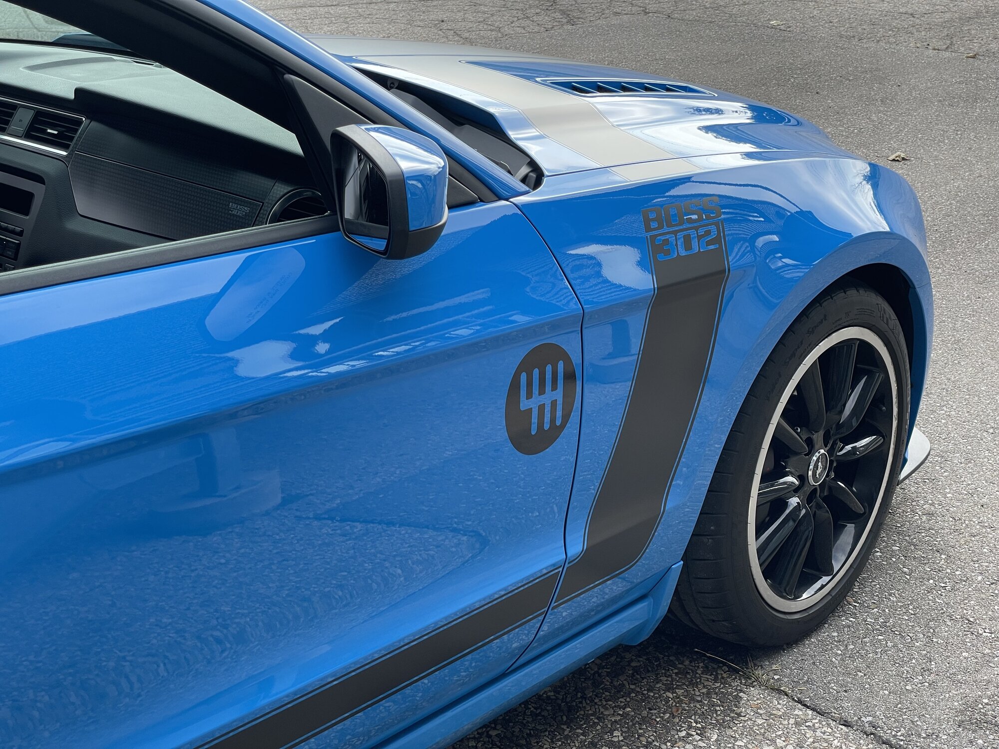 S197 - Grabber Blue Boss Build Thread | Track Mustangs